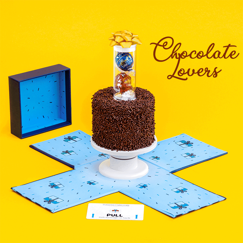 4" Graduation Vanilla Surprise Cake®